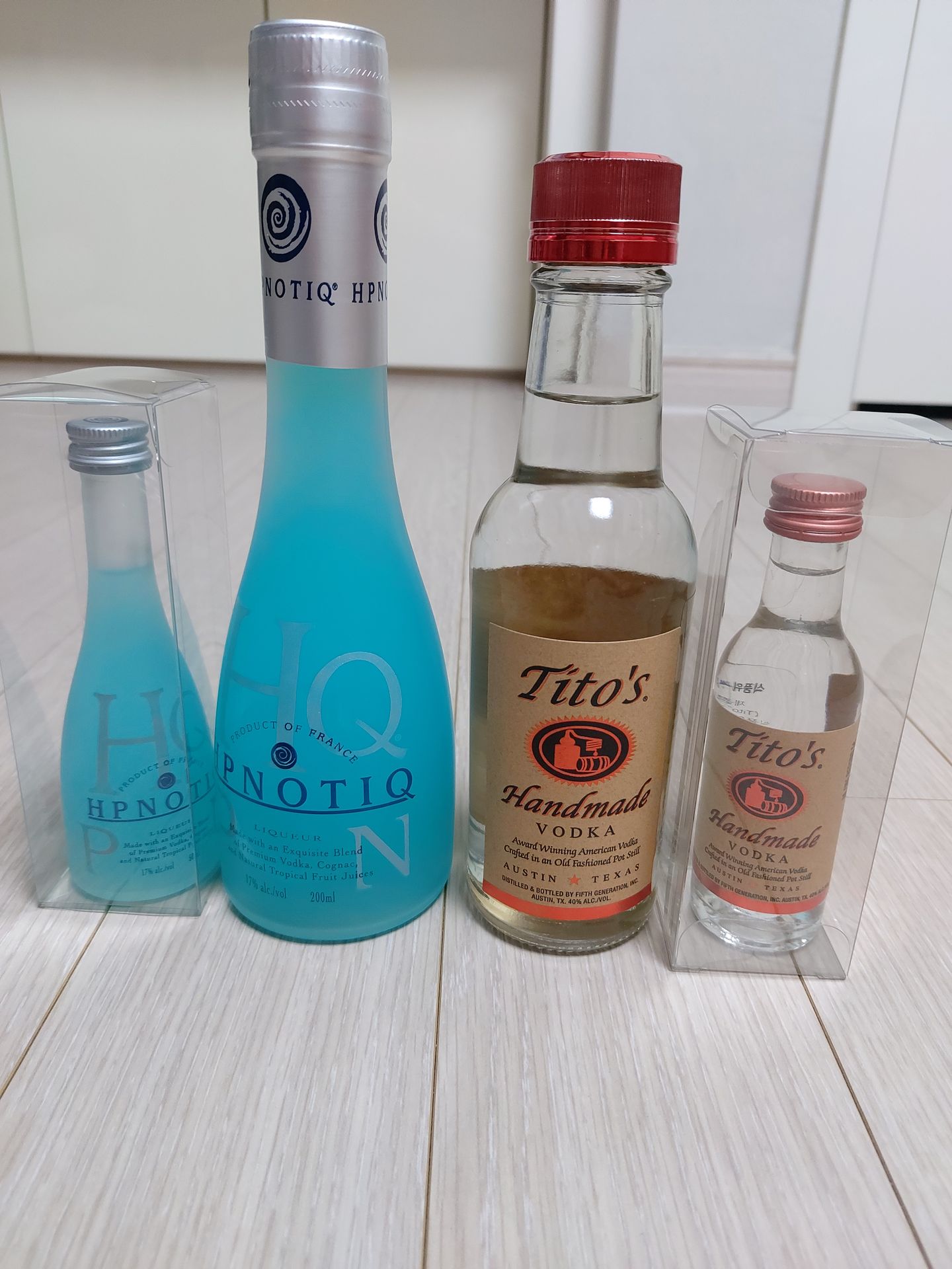 힙노틱 + 티토스 보드카 미니어처 세트(하모니 패키지) 정보 및 구매 | 데일리샷에서 모든 리큐르, 보드카 가격 비교하고 내 ...